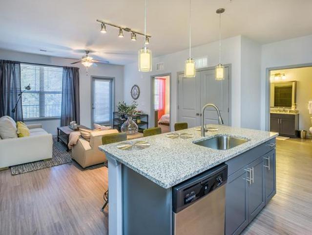Studio, 1 bath, Apartment 12600 District South Drive