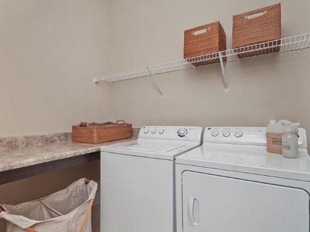 Studio, 1 bath, Apartment 131 Poindexter Drive