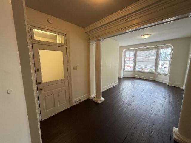 Studio, 1 bath, Apartment 132 West Market Street