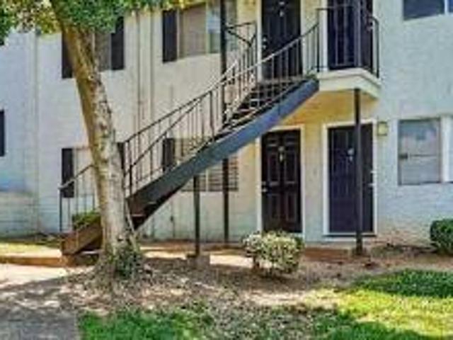 Studio, 1 bath, Apartment 1400 Ventura Way Dr