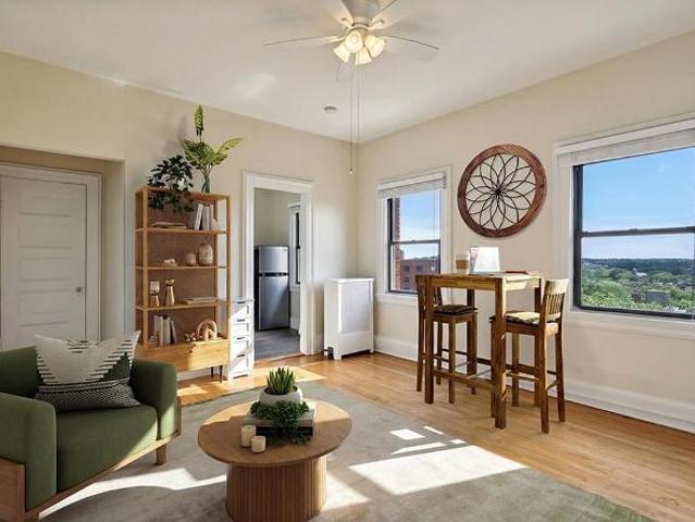 Studio, 1 bath, Apartment 1470 Beacon Street