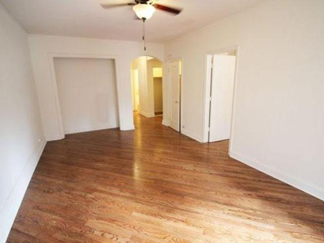 Studio, 1 bath, Apartment 14 W Elm St