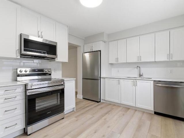 Studio, 1 bath, Apartment 14 Conway Dr