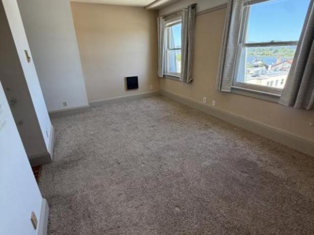 Studio, 1 bath, Apartment 150 S 2nd St