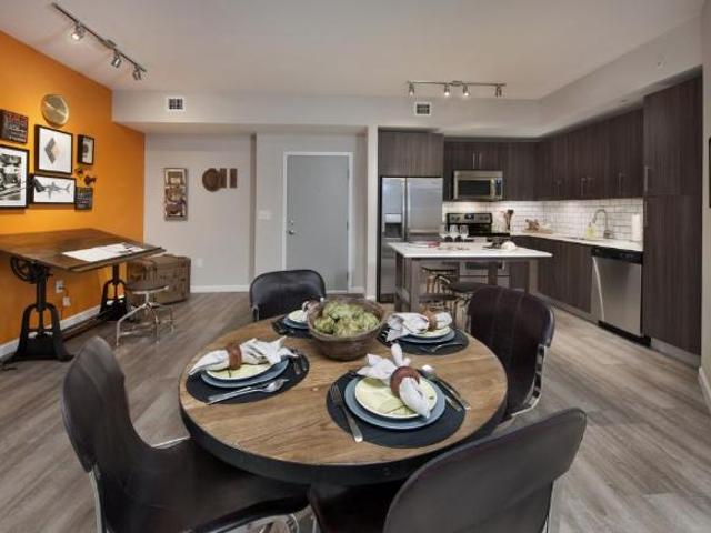 Studio, 1 bath, Apartment 151 Se 3rd Avenue