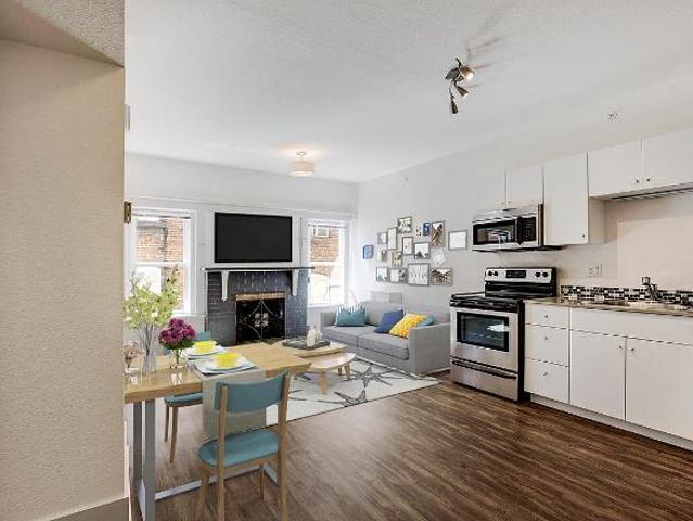 Studio, 1 bath, Apartment 1535 Grant Street