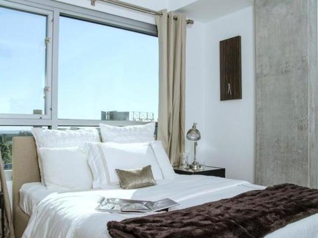 Studio, 1 bath, Apartment 1600 N Vine St