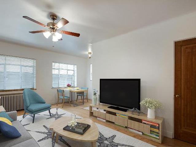 Studio, 1 bath, Apartment 1626 North Logan Street