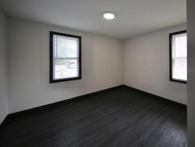 Studio, 1 bath, Apartment 190 Knight St