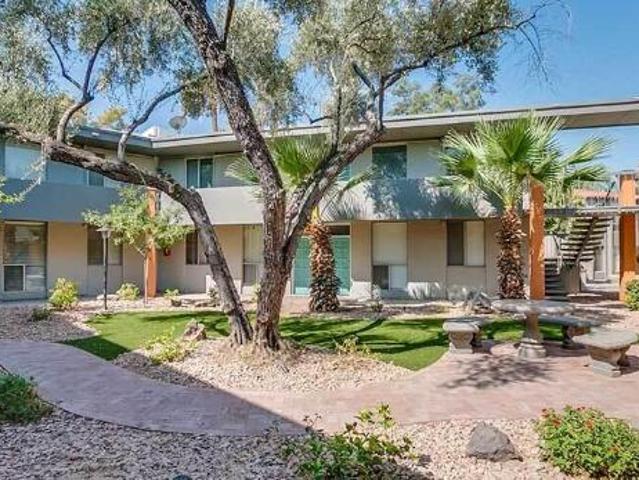 Studio, 1 bath, Apartment 1930 E Camelback Road