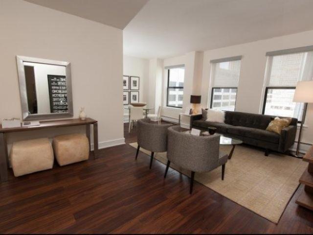 Studio, 1 bath, Apartment 200 E Chestnut St