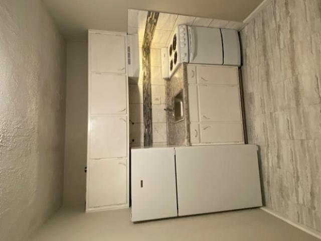 Studio, 1 bath, Apartment 2012 S Illinois Ave