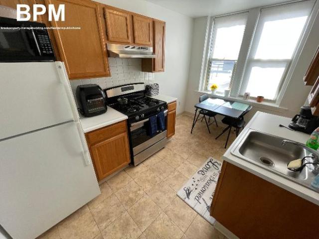 Studio, 1 bath, Apartment 20 Colborne Rd