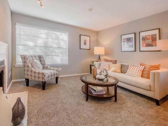 Studio, 1 bath, Apartment 2101 Pinehurst Ln