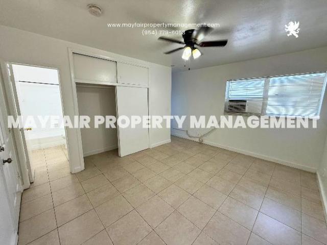 Studio, 1 bath, Apartment 225 Iowa Avenue