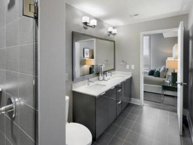 Studio, 1 bath, Apartment 225 S Poplar St