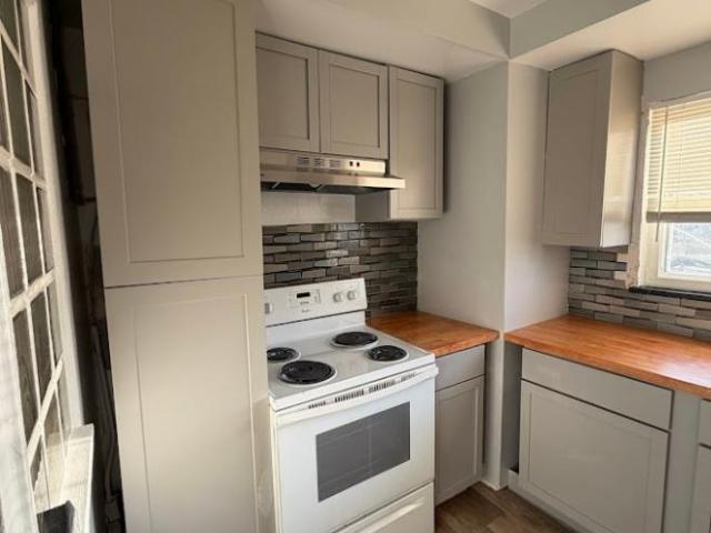 Studio, 1 bath, Apartment 2333 Rustic Road