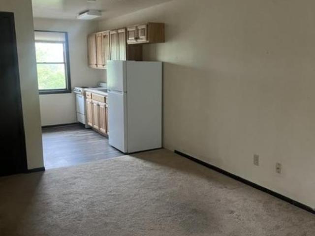Studio, 1 bath, Apartment 234 Eastwood Dr