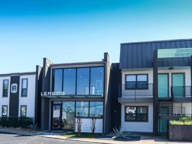 Studio, 1 bath, Apartment 2425 Elmont Drive