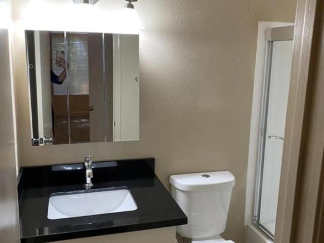 Studio, 1 bath, Apartment 2506 Country Club Blvd