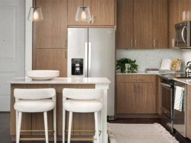 Studio, 1 bath, Apartment 2626 Throckmorton St