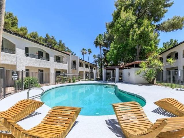 Studio, 1 bath, Apartment 2645 E Cactus Road
