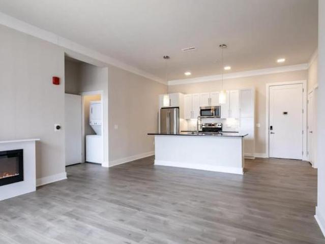 Studio, 1 bath, Apartment 28262 Diehl Rd