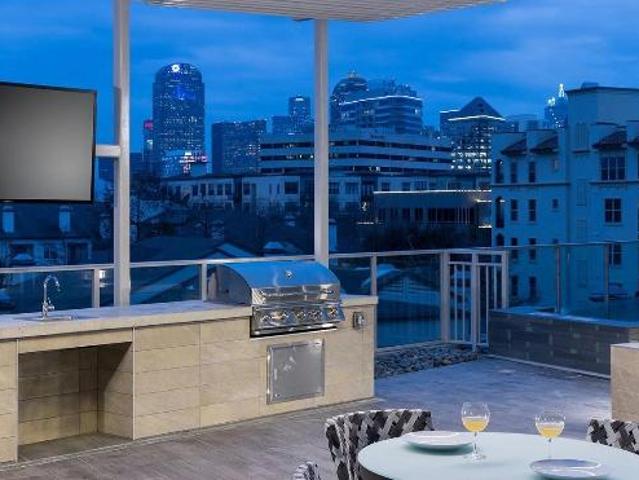 Studio, 1 bath, Apartment 2920 Carlisle St