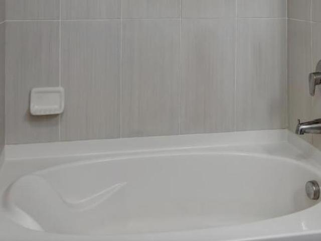 Studio, 1 bath, Apartment 3310 N Davidson Street