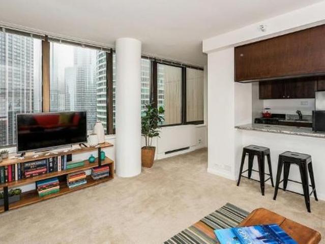 Studio, 1 bath, Apartment 333 E Ontario St
