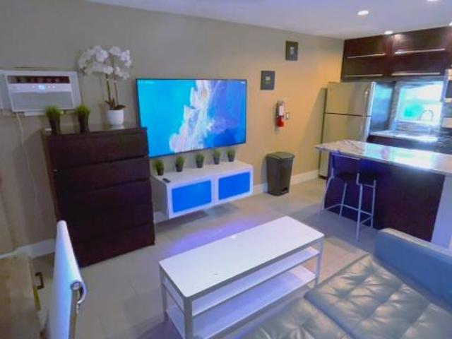 Studio, 1 bath, Apartment 356 Jefferson Street