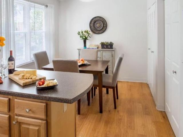Studio, 1 bath, Apartment 390 Blue Ledge Drive