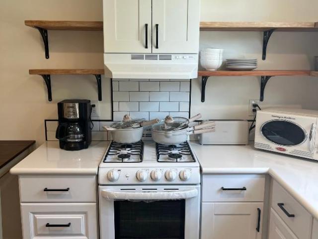 Studio, 1 bath, Condo Corralitos Rd