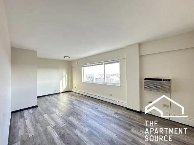 Studio, 1 bath, Condo 1400 Chicago Ave