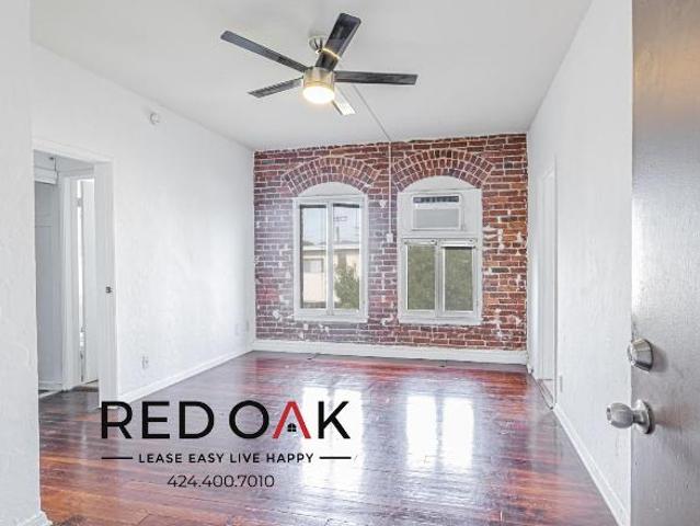 Studio, 1 bath, Condo 1405 S Berendo