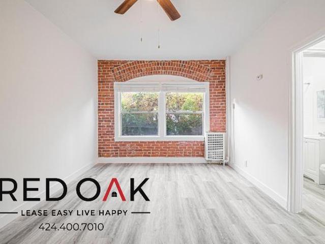 Studio, 1 bath, Condo 147 S Normandie Ave