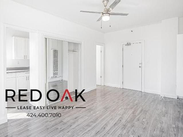 Studio, 1 bath, Condo 1454 West 3rd St