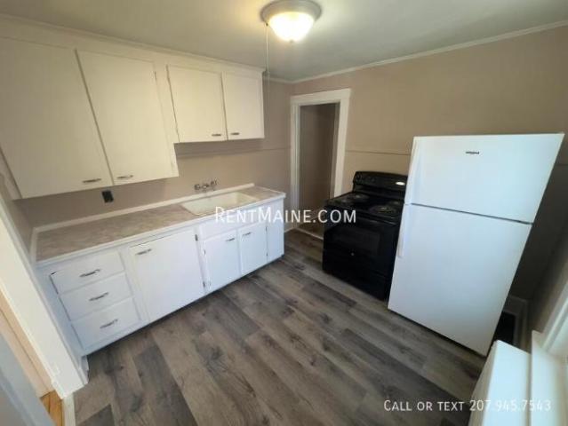Studio, 1 bath, Condo 145 Essex St