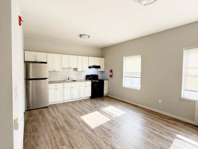 Studio, 1 bath, Condo 146 Hamilton Ave