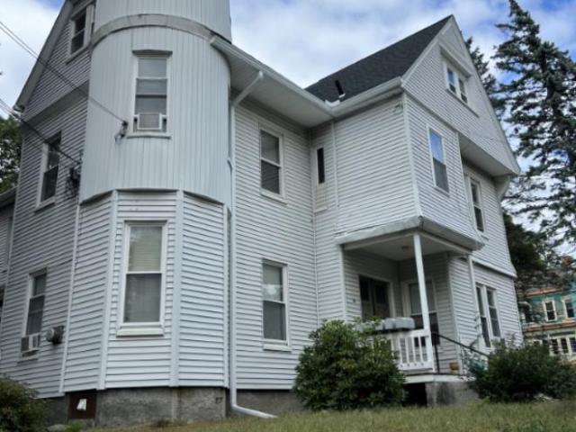 Studio, 1 bath, Condo 14 Beacon St