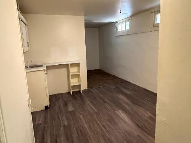 Studio, 1 bath, Condo 1505 E 13th Ave