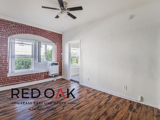 Studio, 1 bath, Condo 1518 S Wilton Pl