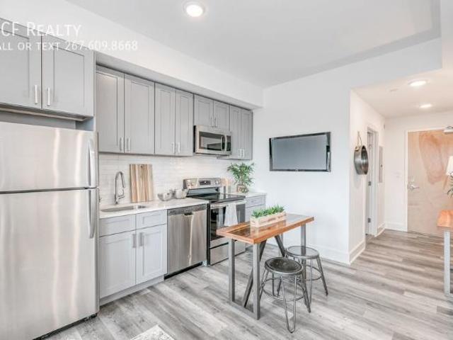 Studio, 1 bath, Condo 1524 South St