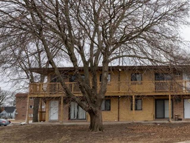 Studio, 1 bath, Condo 15311 Knox Ave