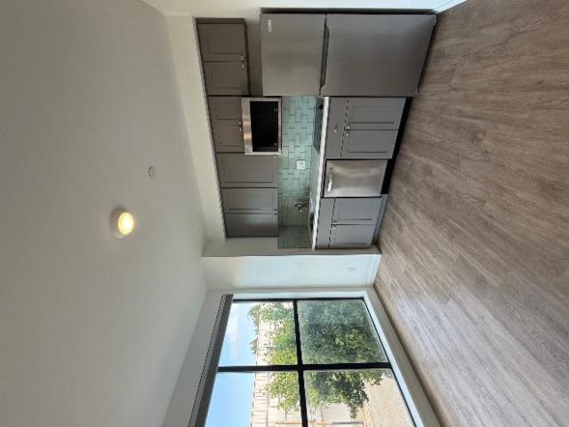 Studio, 1 bath, Condo 1532 Howard St