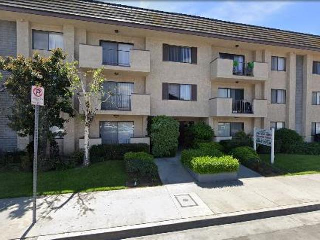Studio, 1 bath, Condo 15340 Vanowen St