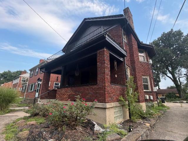 Studio, 1 bath, Condo 1535 Section Rd