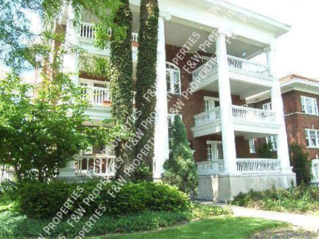 Studio, 1 bath, Condo 1550 E Broad St