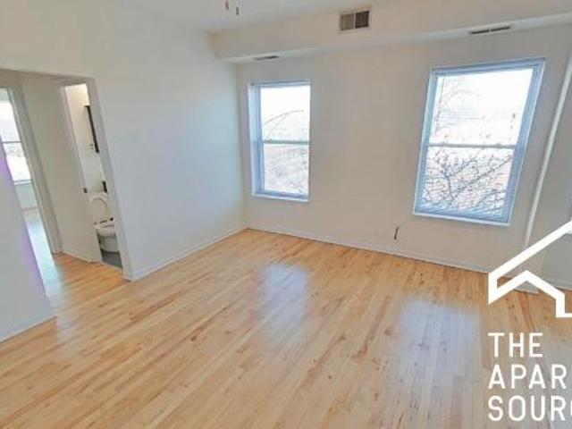Studio, 1 bath, Condo 1555 N Mohawk