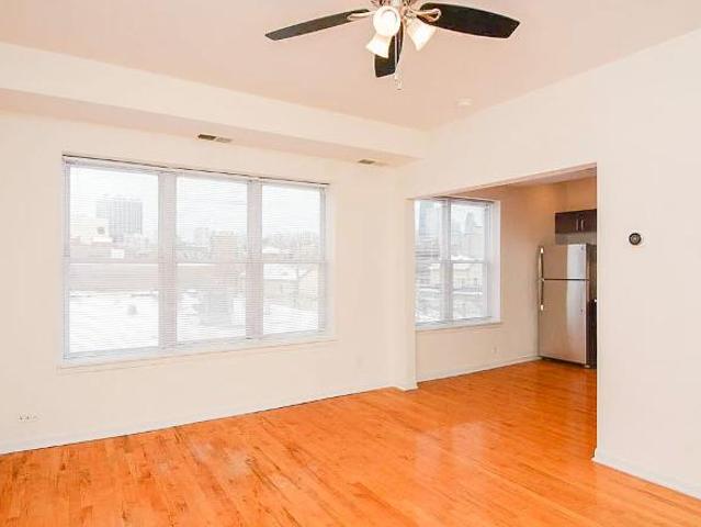 Studio, 1 bath, Condo 1555 N Mohawk